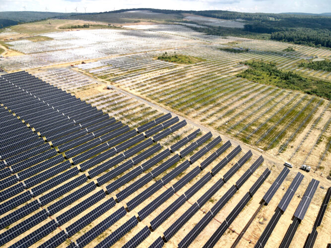 Powering up | News, Sports, Jobs - Altoona Mirror